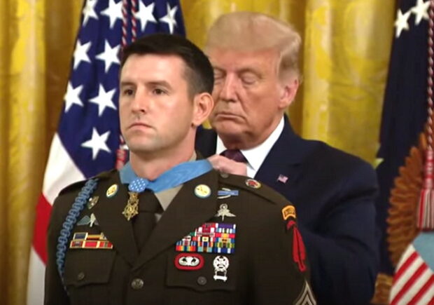 Trump Awards Medal of Honor to Sgt. Major Thomas Payne, Who Helped ...